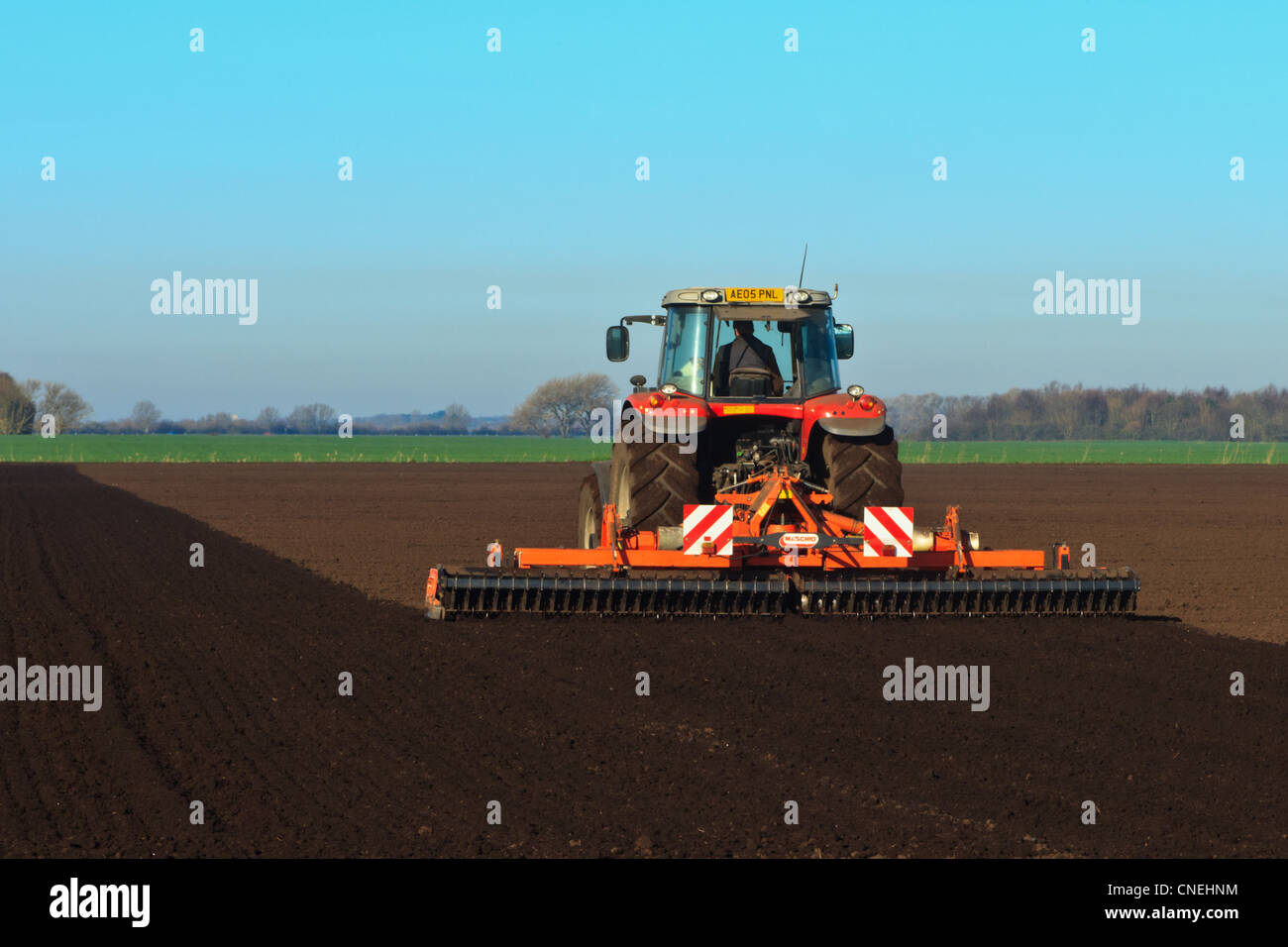 Tilling field hi-res stock photography and images - Alamy