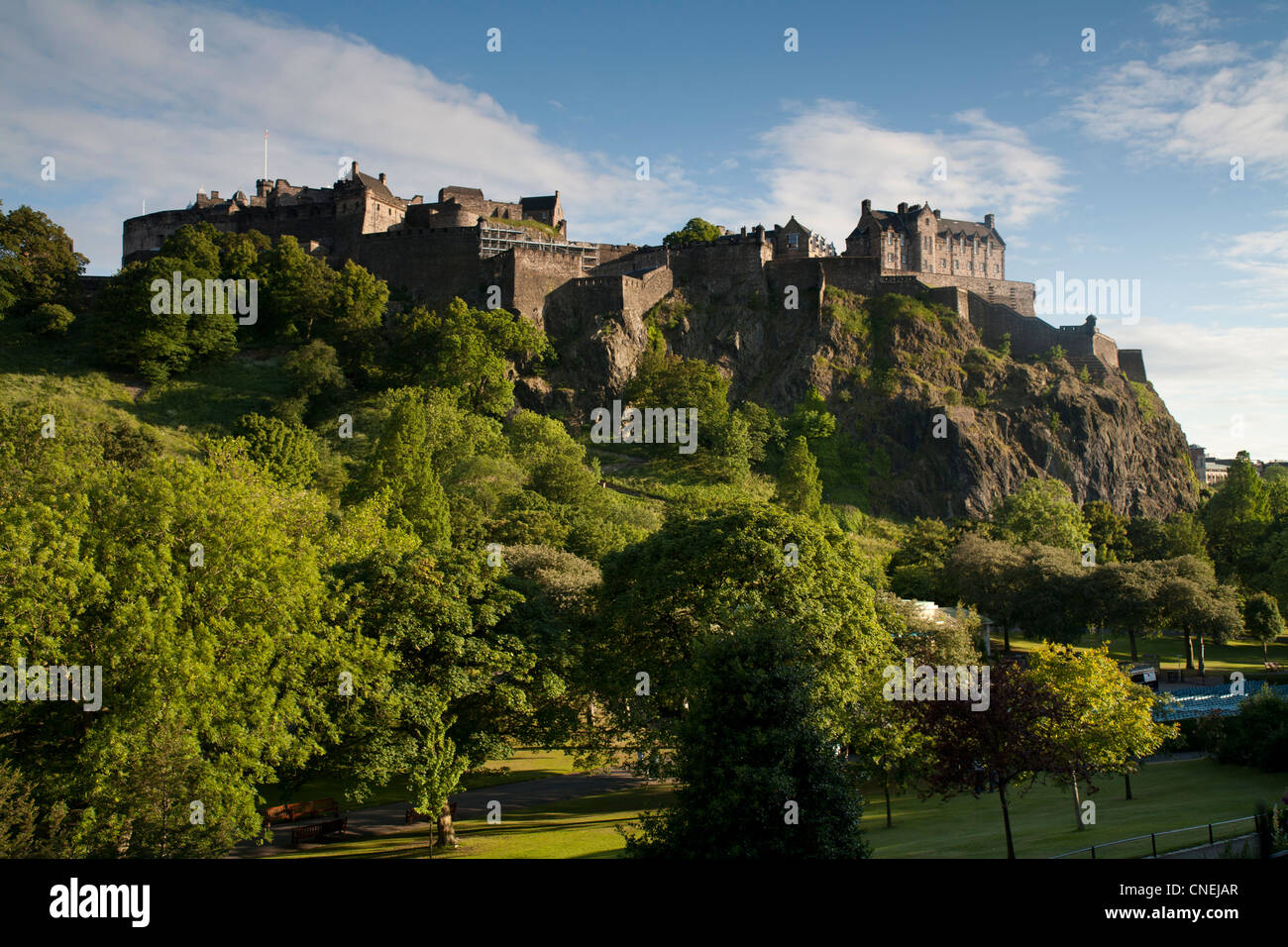Edinburgh Castle from Princes Street Stock Photo - Alamy