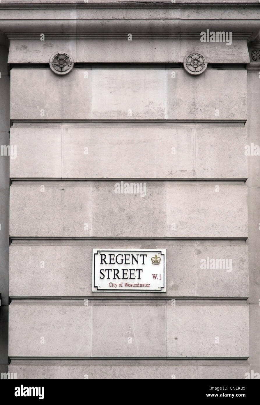 Regent street sign london hi-res stock photography and images - Alamy