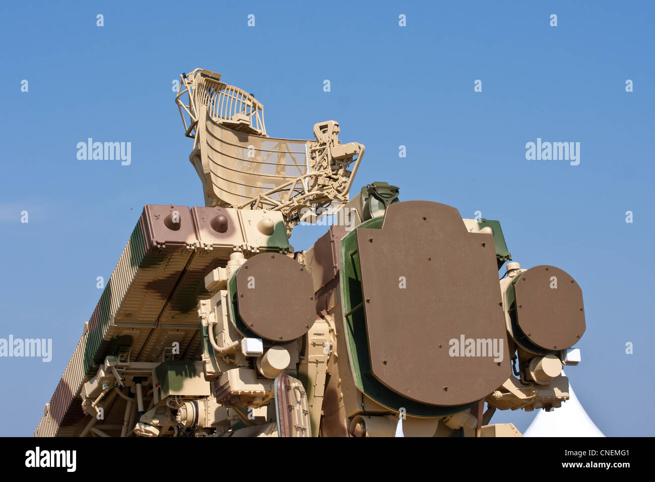 Anti-aircraft missile with radar Stock Photo - Alamy