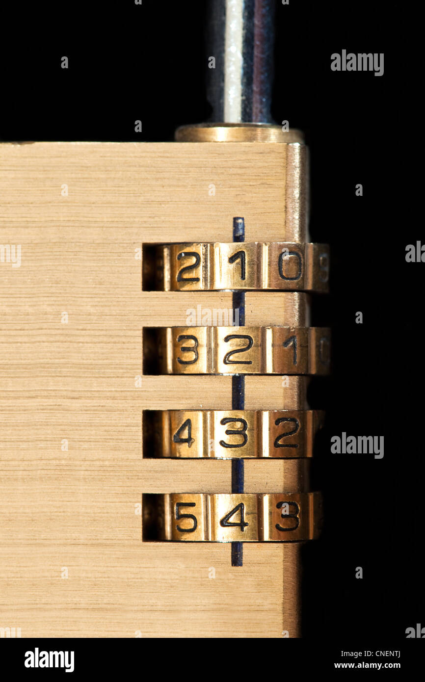 Padlock hi-res stock photography and images - Alamy