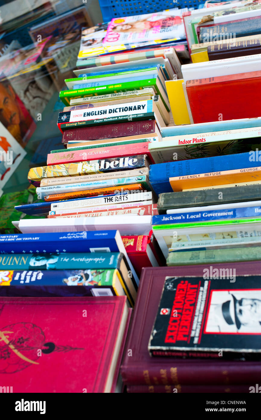 Secondhand books hi-res stock photography and images - Alamy
