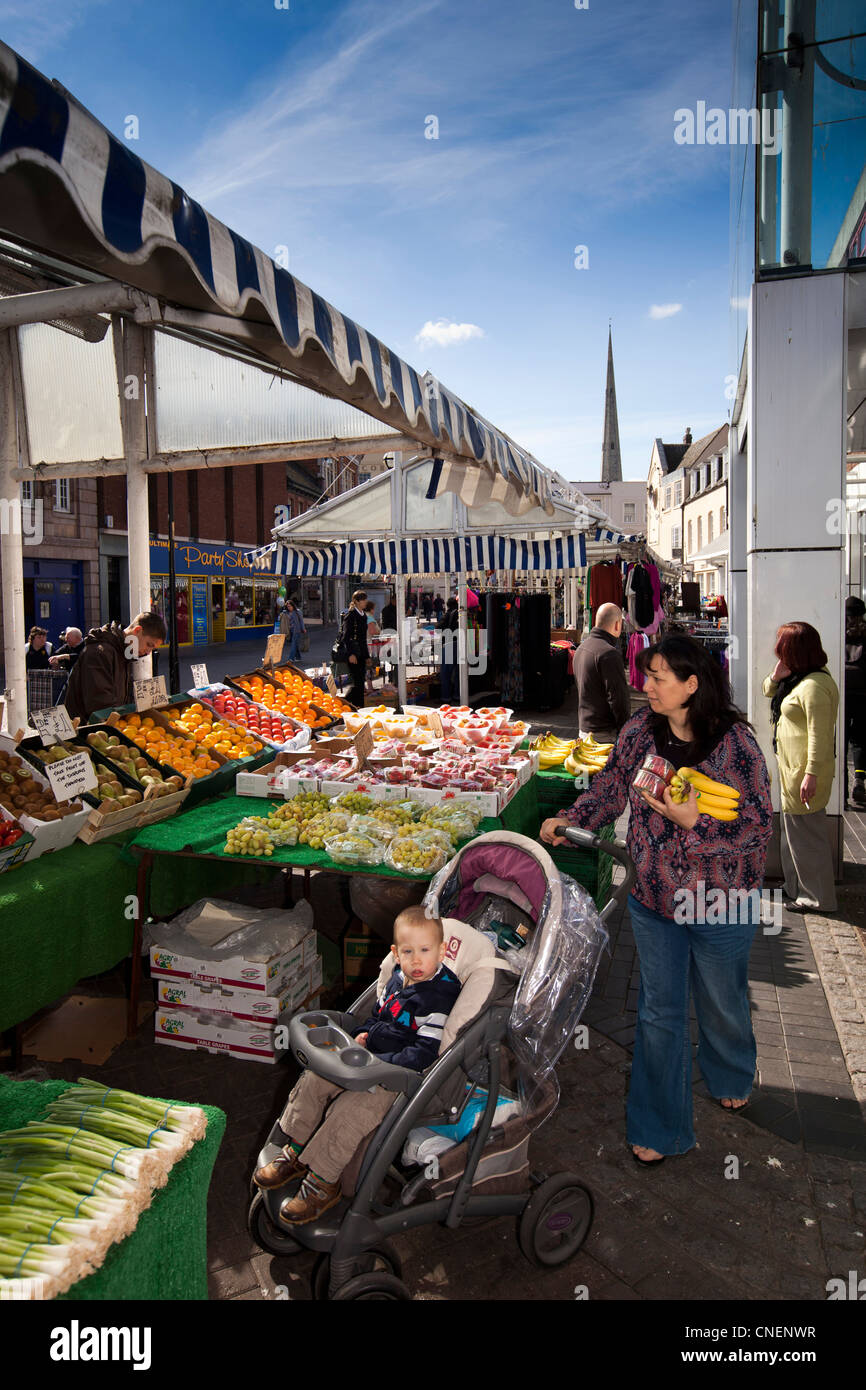 UK, England, Worcestershire, Worcester, Market in progress Stock Photo ...