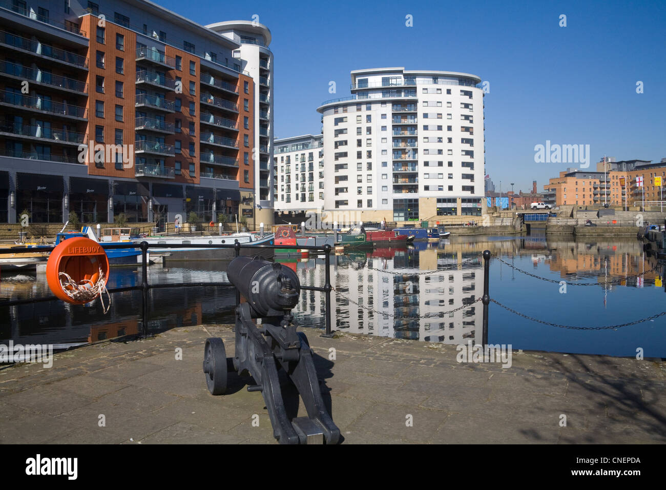 Redeveloped leeds dock hi-res stock photography and images - Alamy