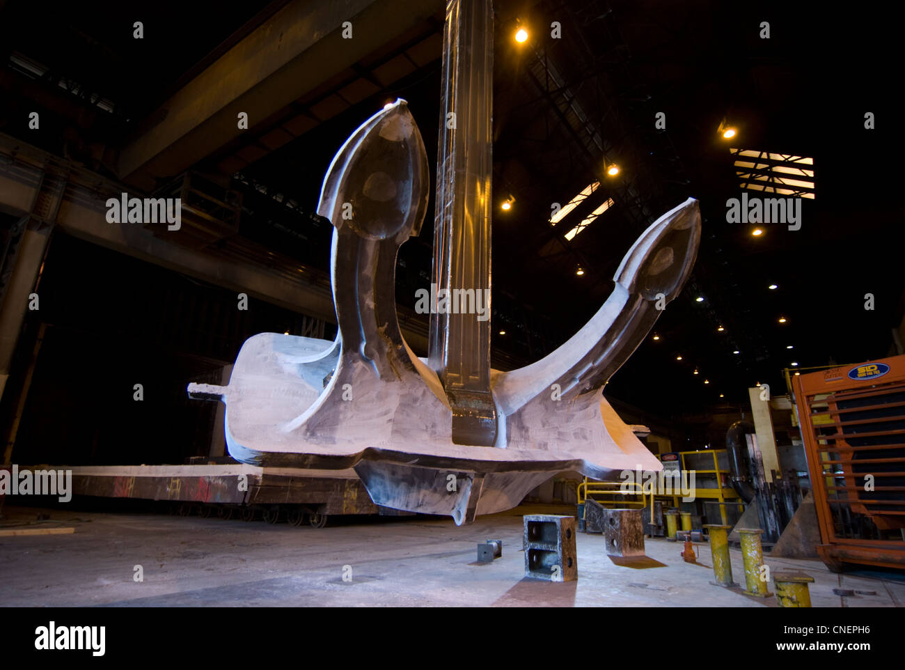 Replica of one of Titanic's bow anchors at Sheffield Forgemasters, UK ...