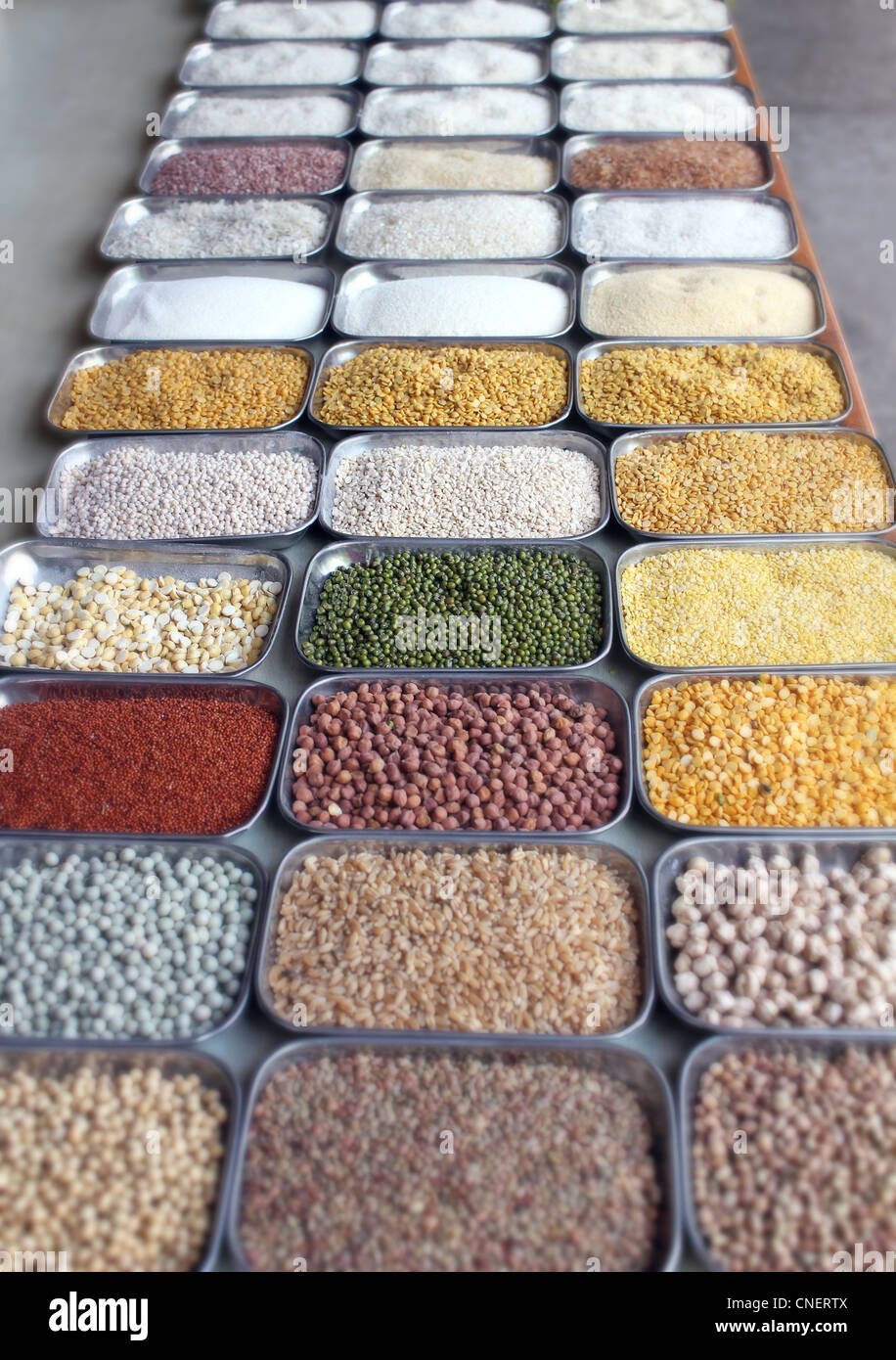 Indian pulses hi-res stock photography and images - Alamy