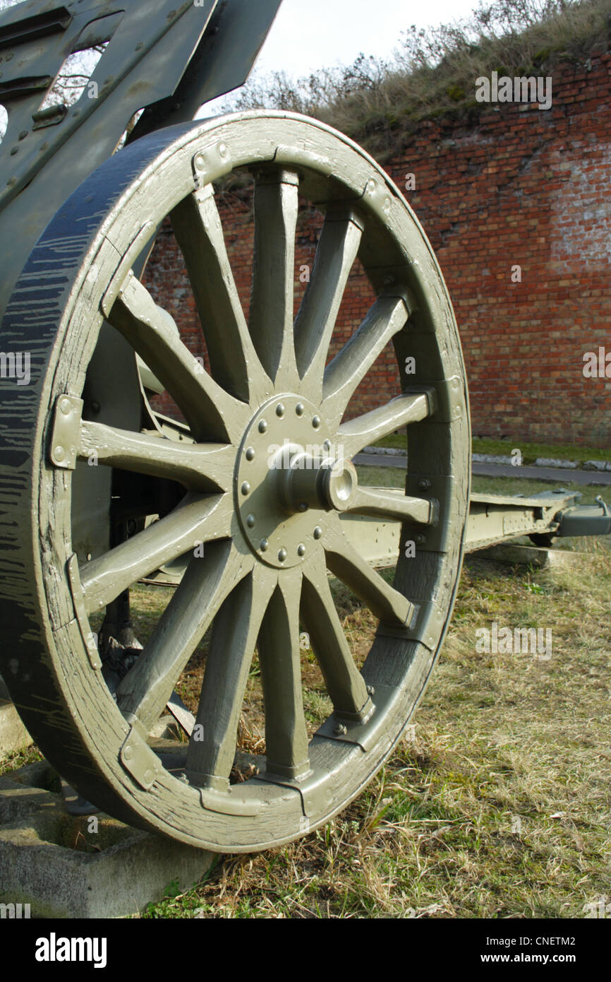 the wheel of old cannon Stock Photo - Alamy