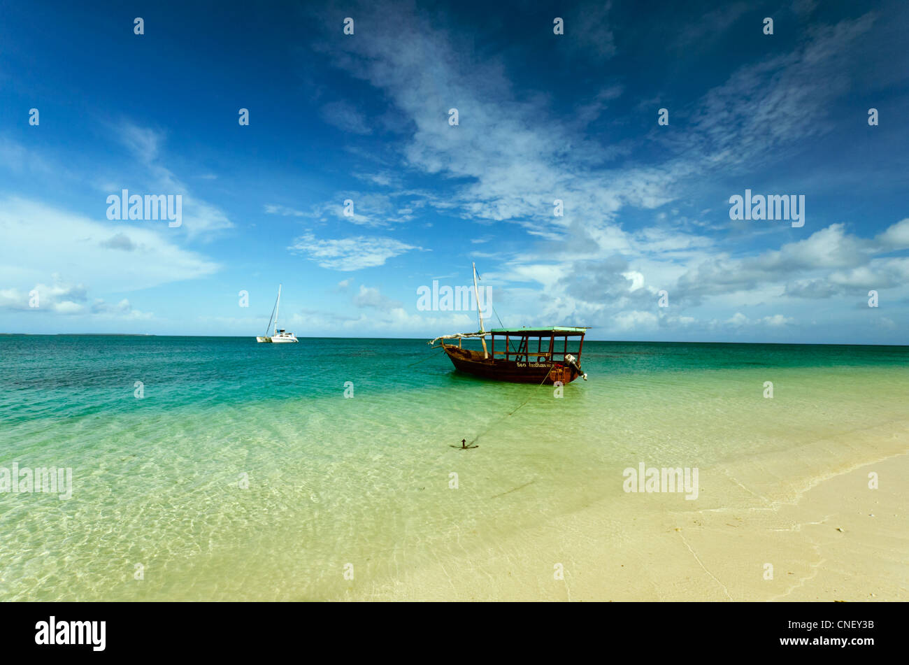 Zanzibar coast hi-res stock photography and images - Alamy