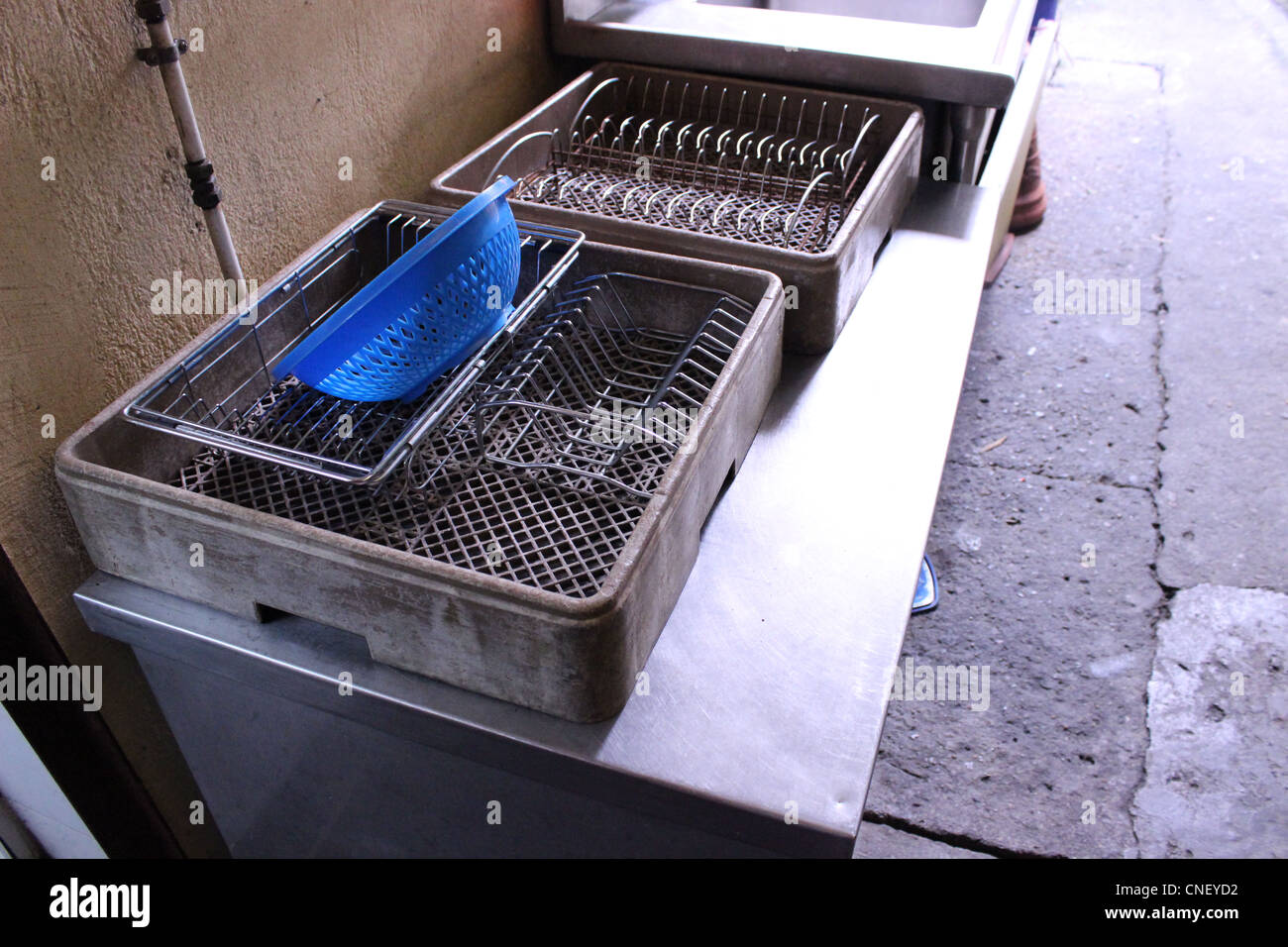 Dish holder hi-res stock photography and images - Alamy