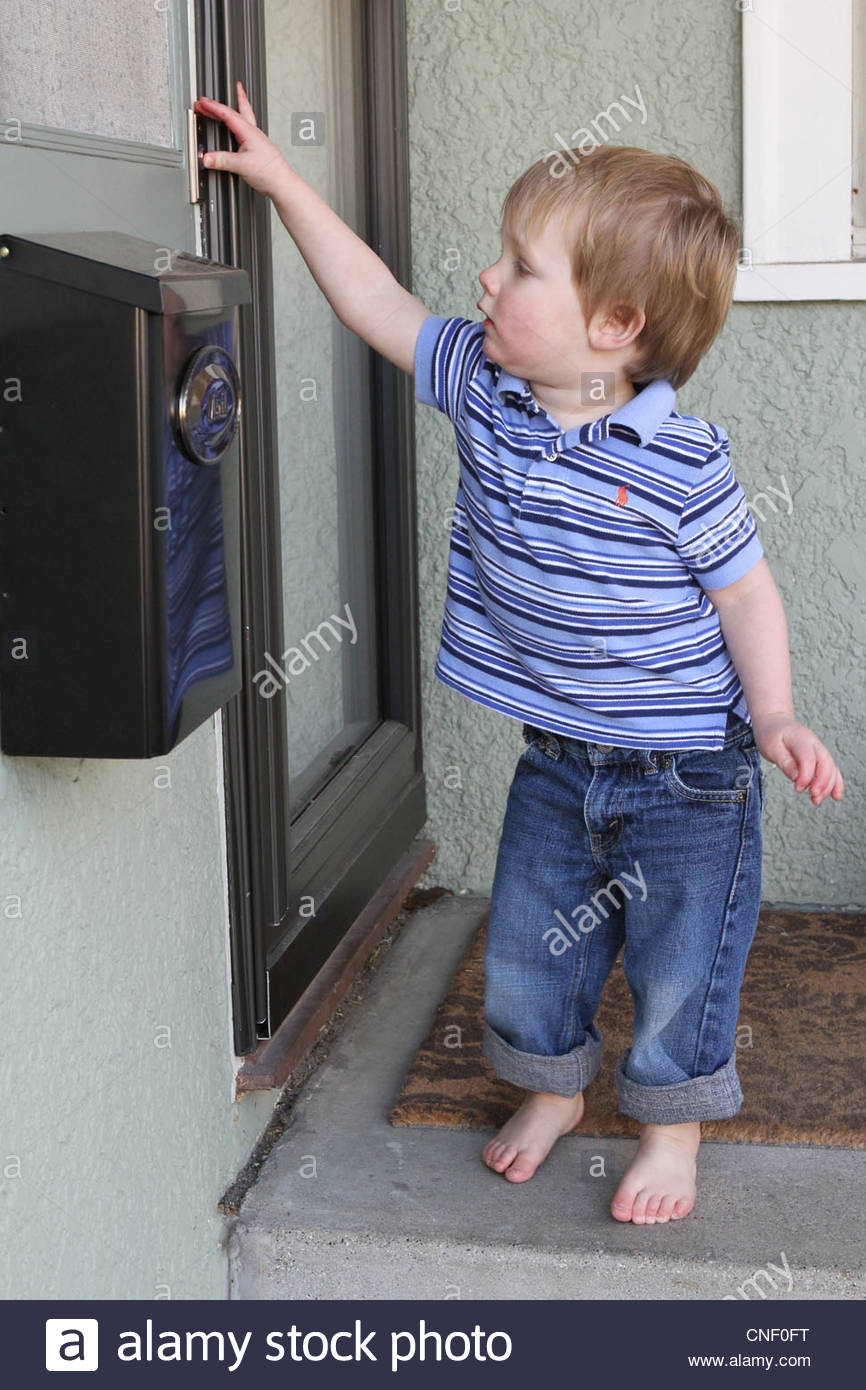 Doorbell Ringing Stock Photos & Doorbell Ringing Stock Images - Alamy