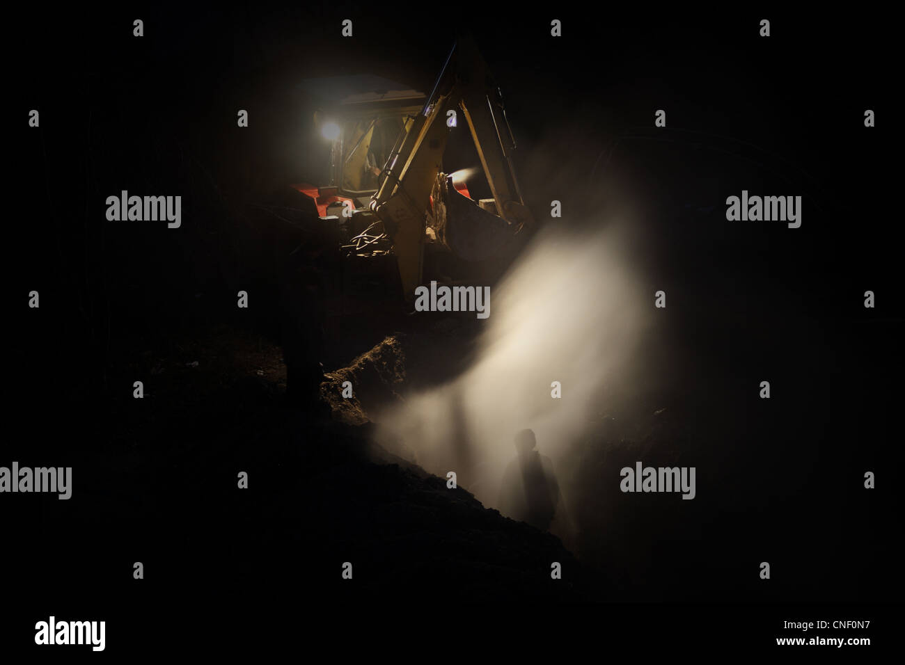 backhoe trench reveals the heating Stock Photo - Alamy