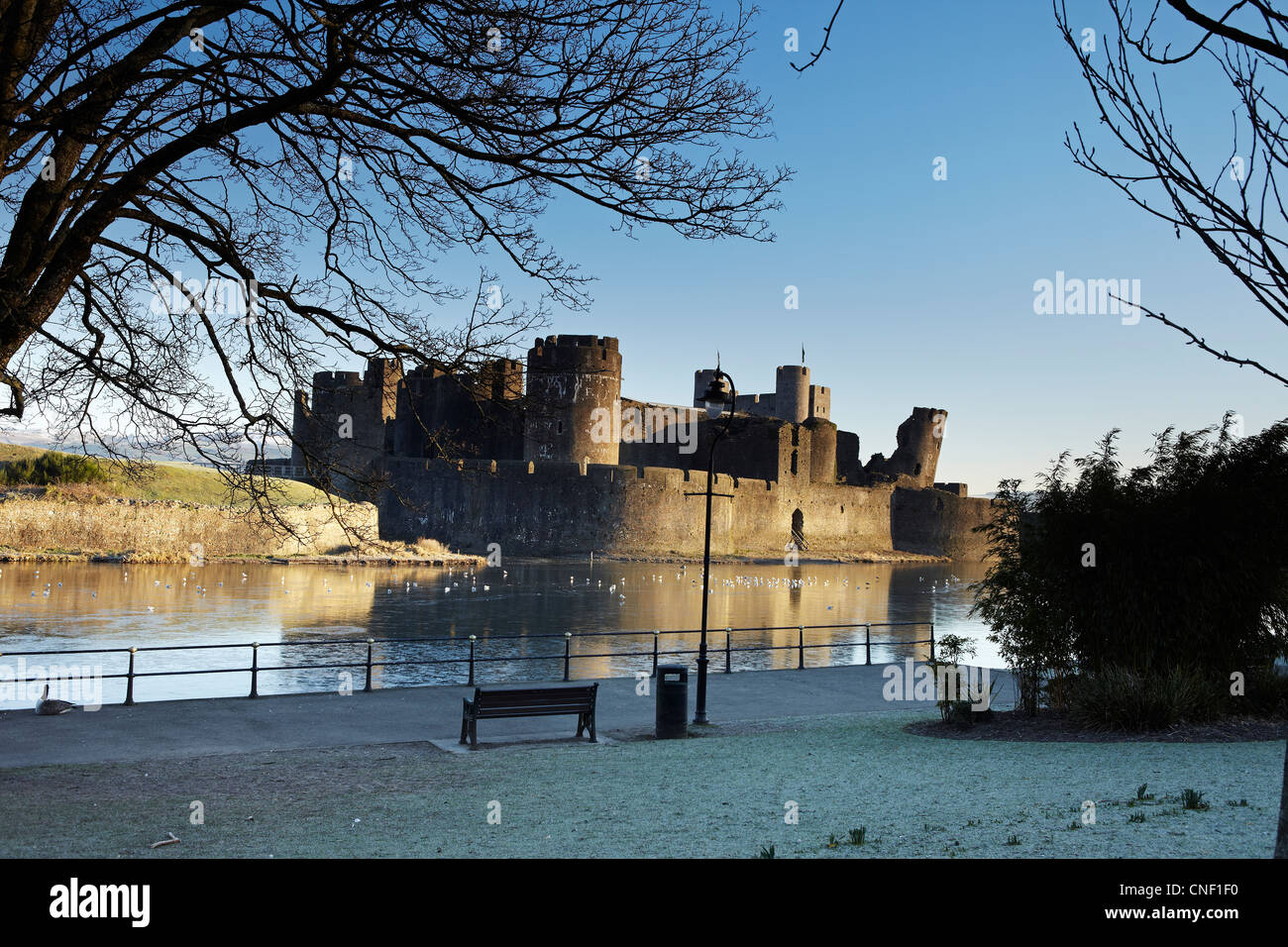 Caerphilly castle wales hi-res stock photography and images - Alamy