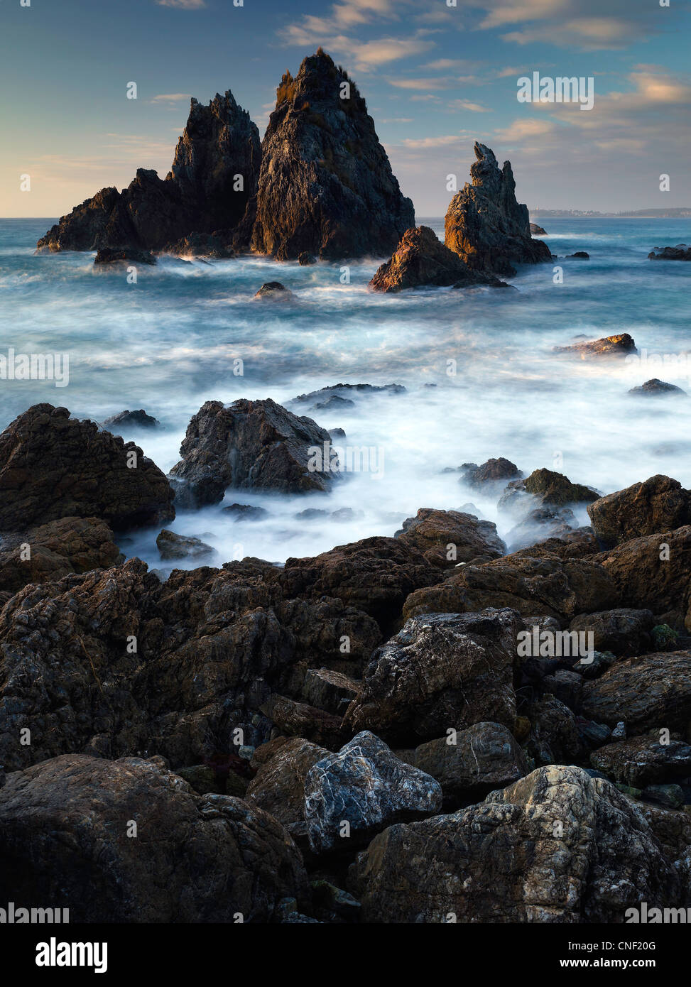 Rock stacks hi-res stock photography and images - Alamy