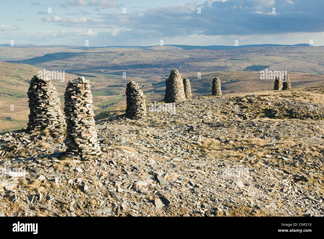 Cairns on the top of Wild Boar Fell ridge in the Upper Eden Valley in ...