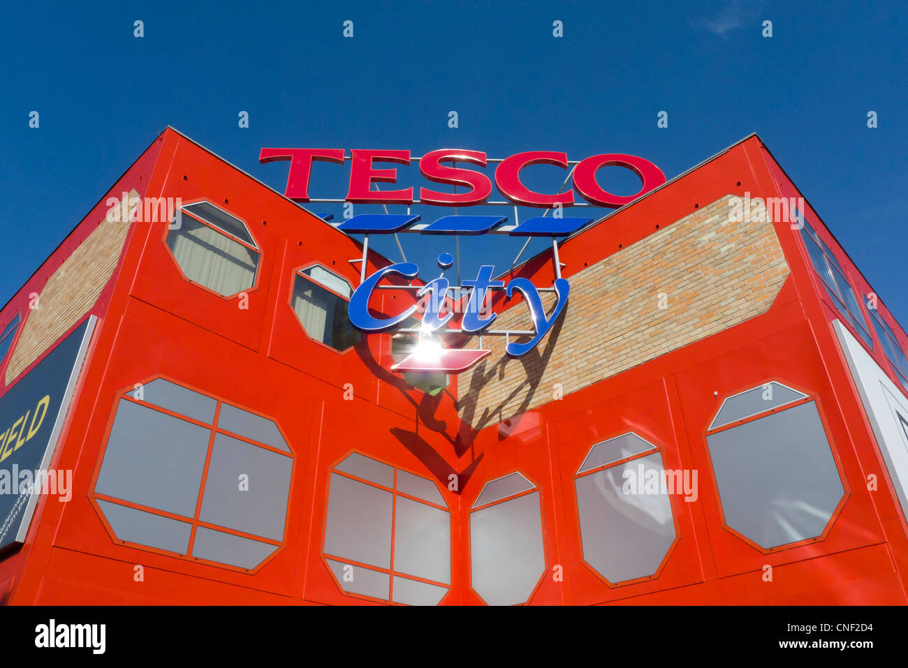 Tesco city entrance logo hi-res stock photography and images - Alamy