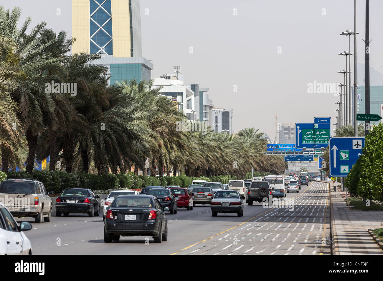 traffic on King Fahd Road, Riyadh, Saudi Arabia Stock Photo - Alamy