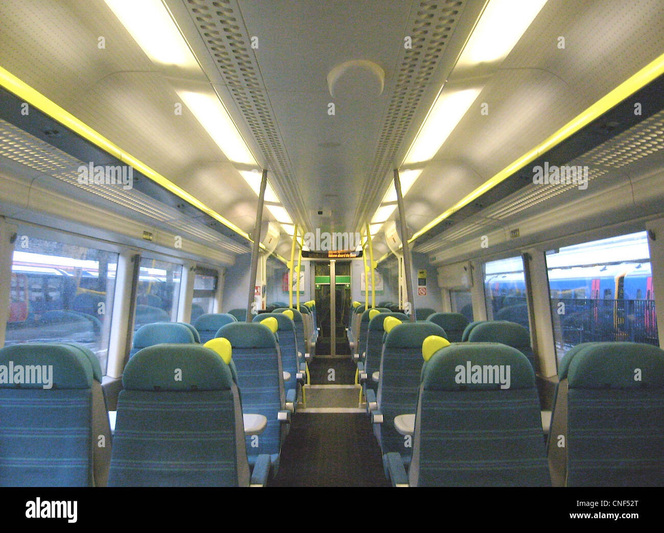 Class 377 electrostar train hi-res stock photography and images - Alamy