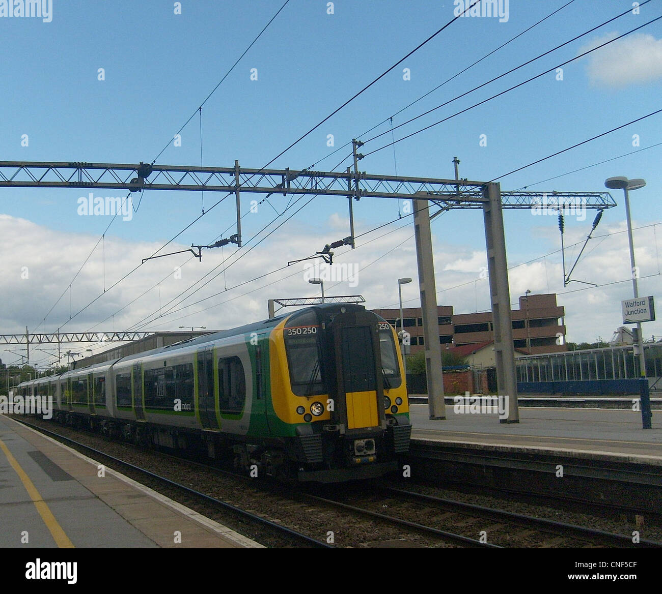 Class 350 hi-res stock photography and images - Alamy