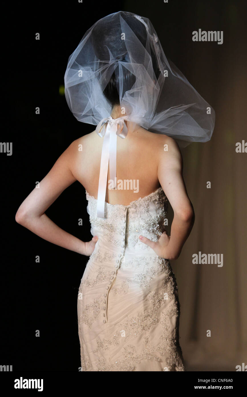 Back of the dress hi-res stock photography and images - Alamy