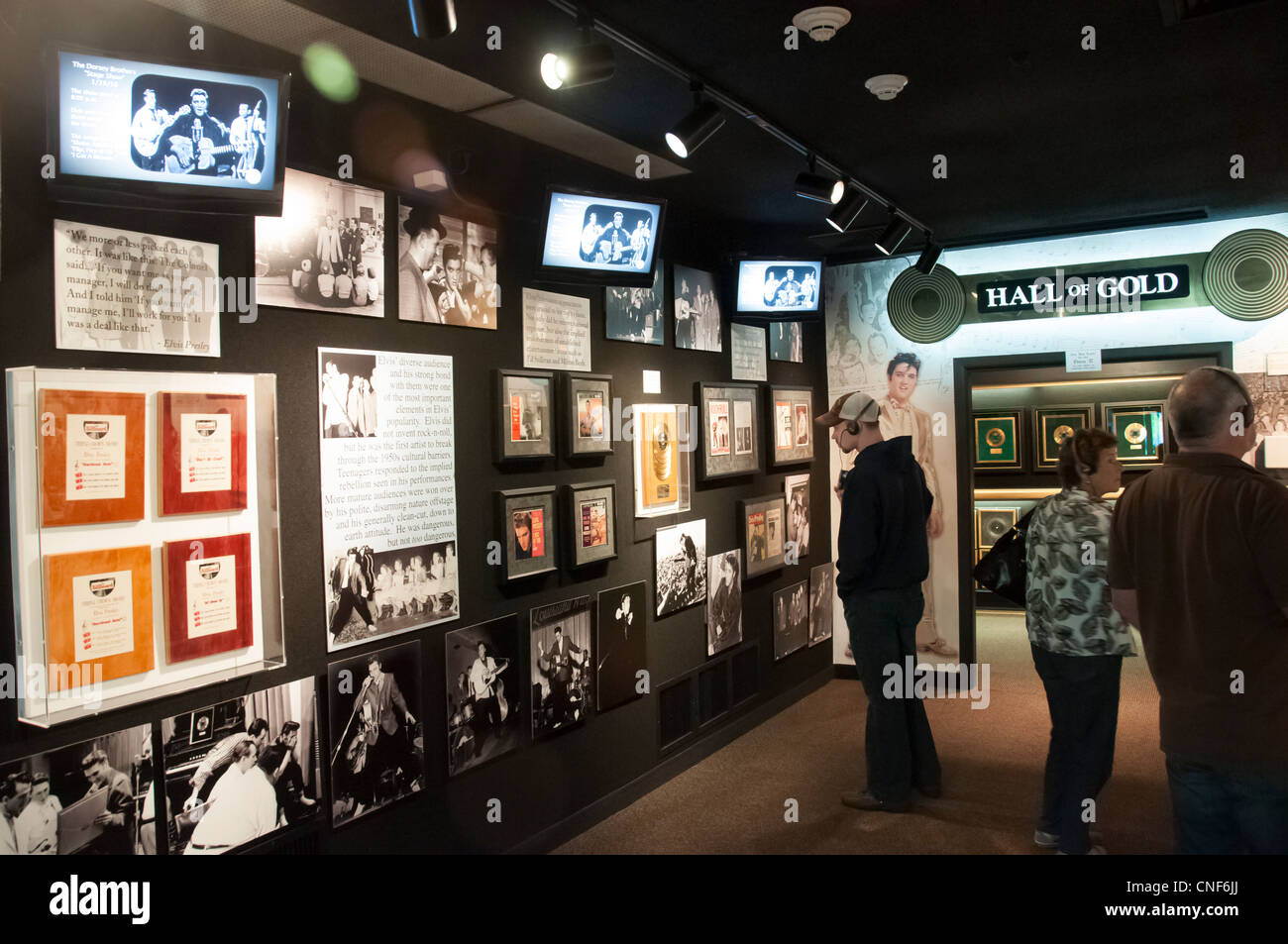 Elvis Presley's home and museum Graceland Stock Photo - Alamy