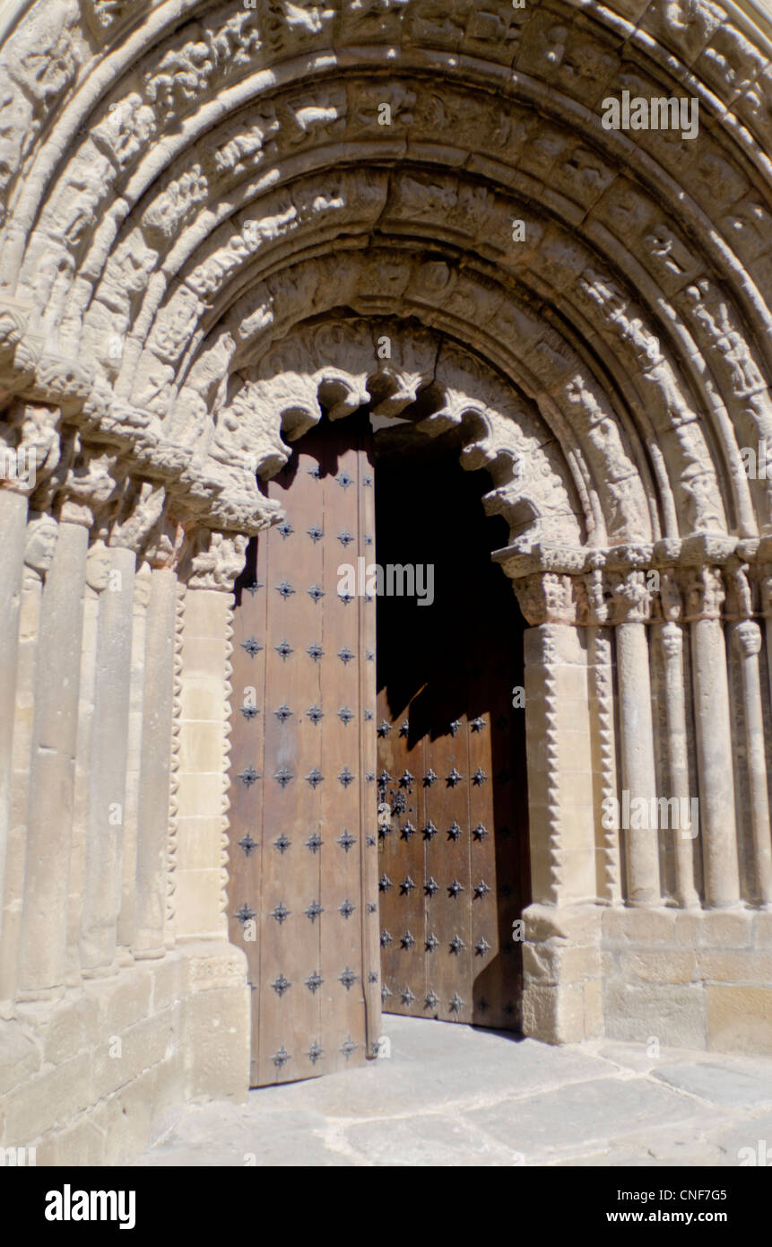 Santiago Church, Romanic style. Puente La Reina, Navarre, Spain Stock ...