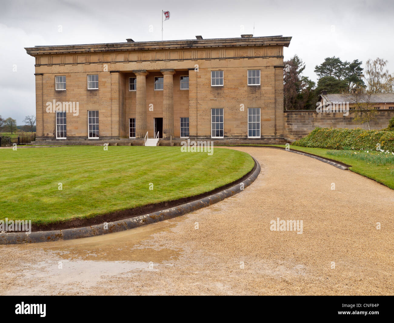 Front elevation of hall hi-res stock photography and images - Alamy
