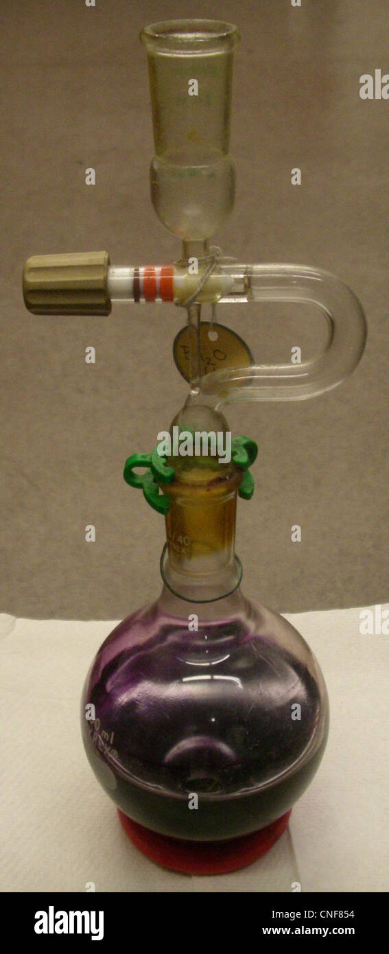 Solvent hi-res stock photography and images - Alamy