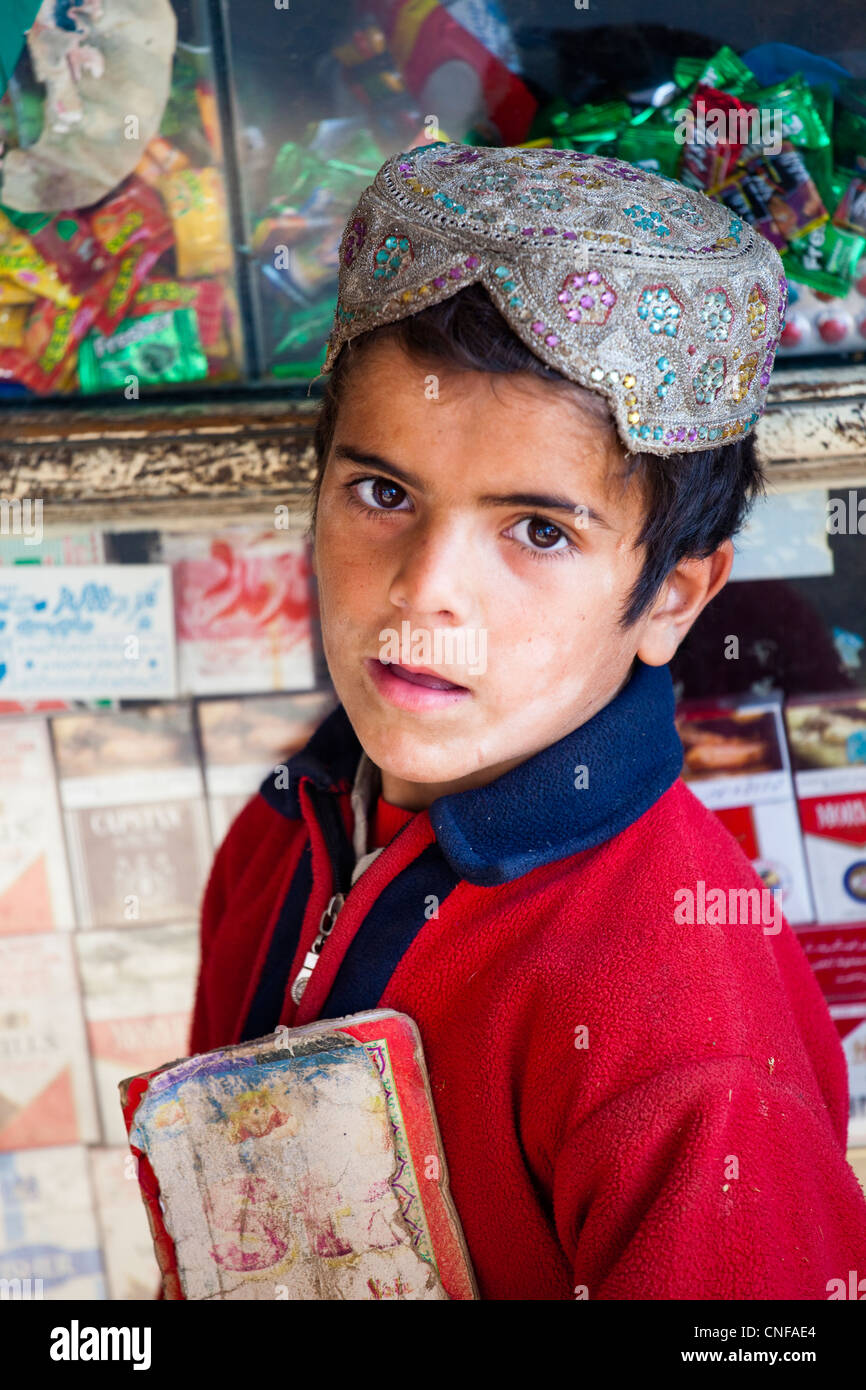 Boy child children pakistan hi-res stock photography and images - Alamy