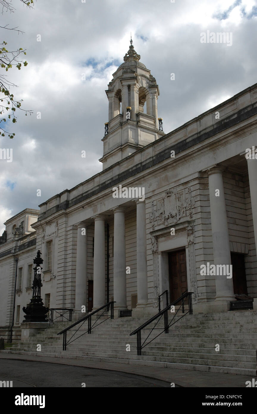 Cardiff crown court Stock Photo - Alamy