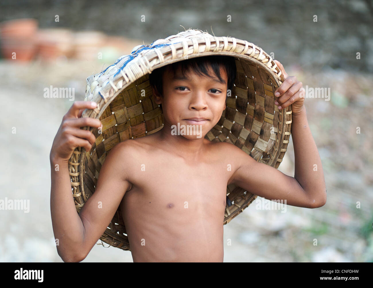Child Labour Portrait Burmese Boy High Resolution Stock Photography and ...