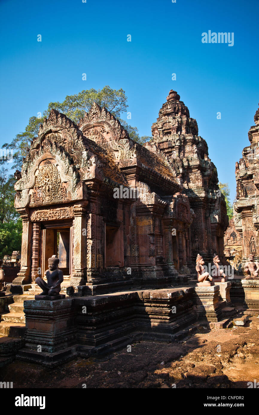 Roluos Group Angkor Temple Stock Photo - Alamy