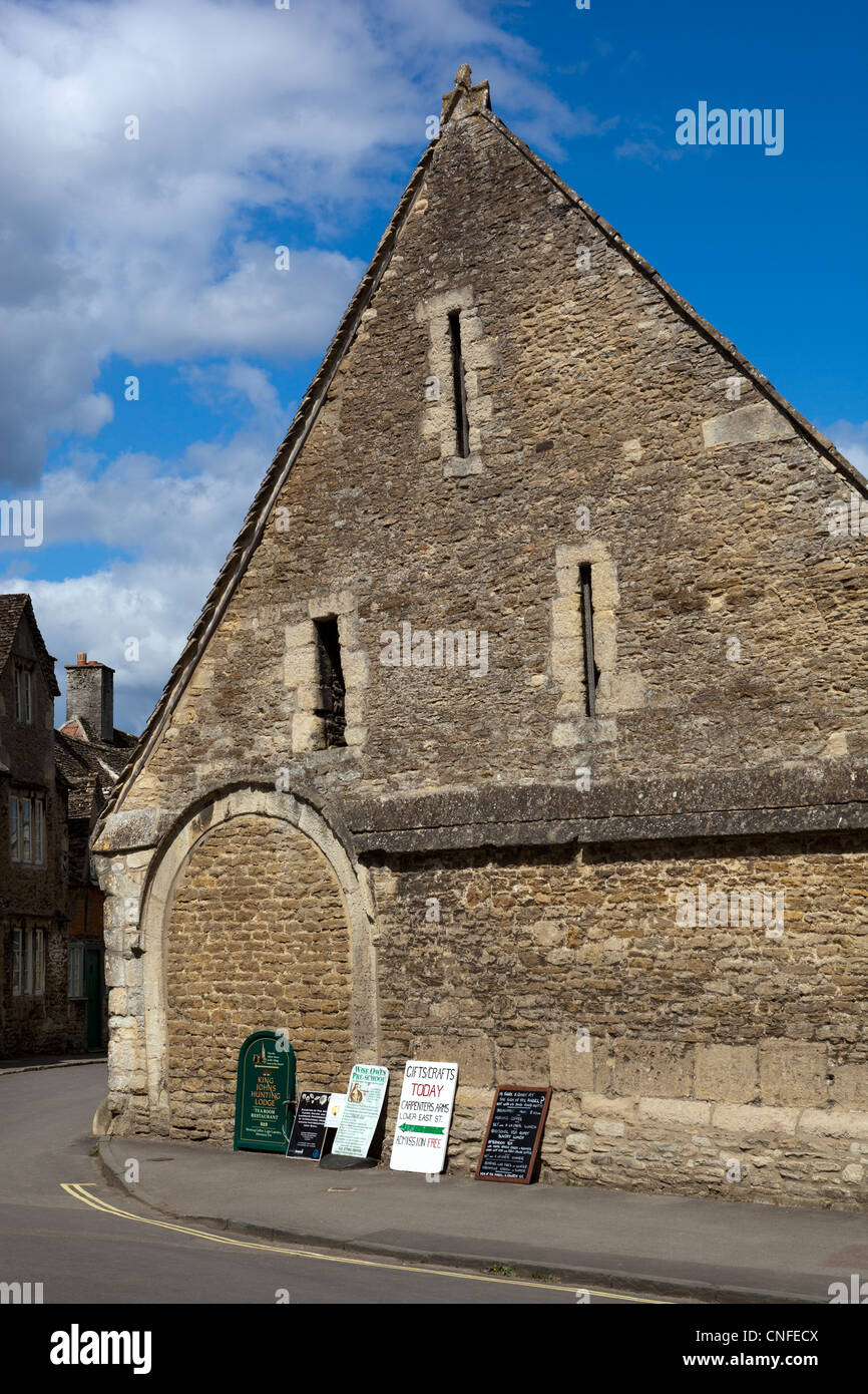 The Old Tithe Barn Lacock Stock Photo - Alamy