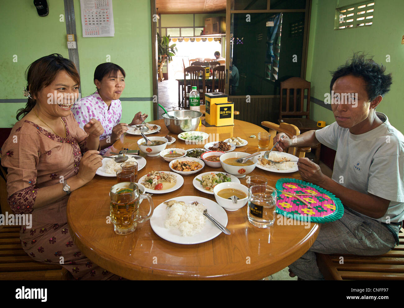 Burma11252 hi-res stock photography and images - Alamy