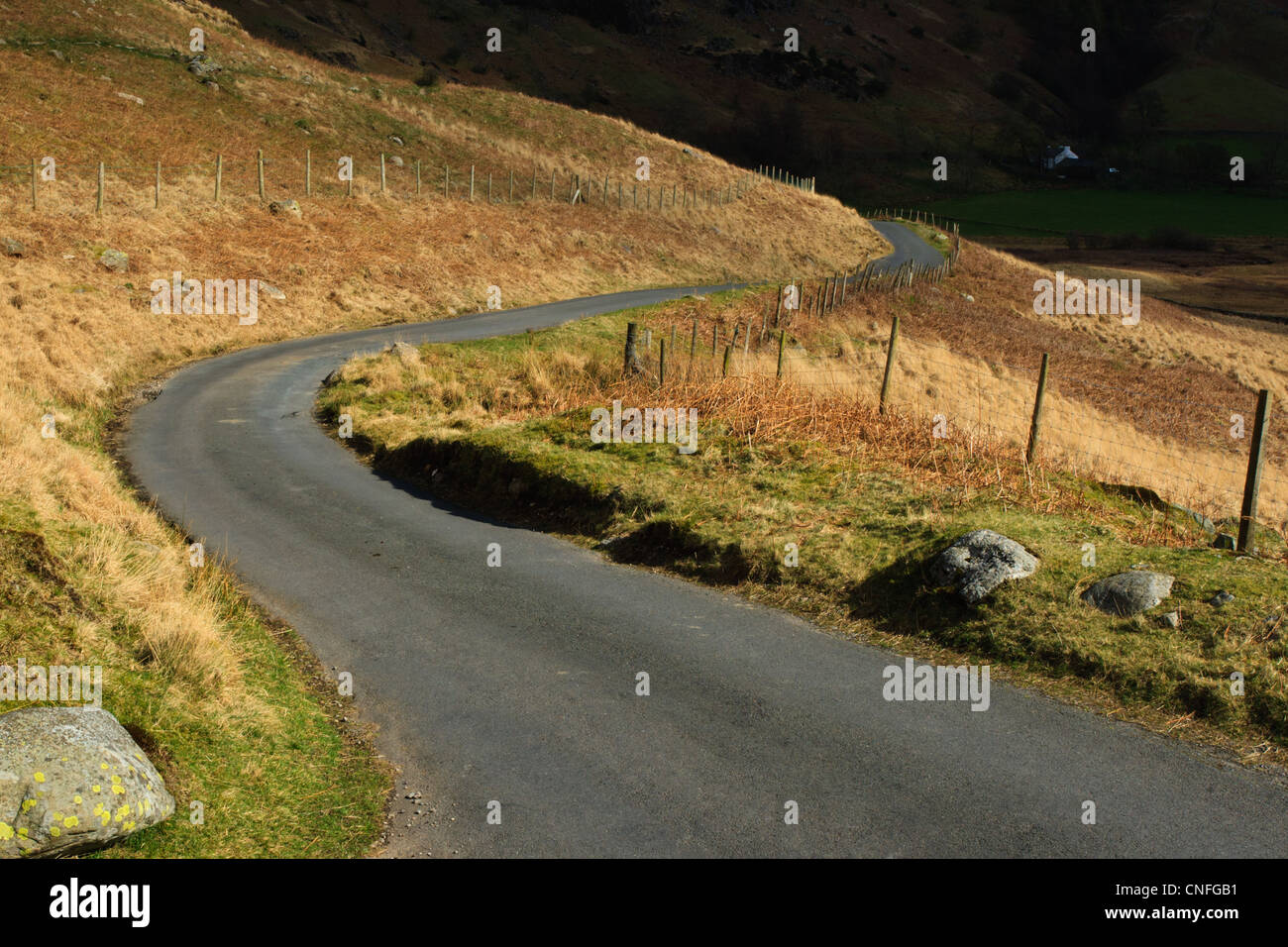 Windy road hi-res stock photography and images - Alamy