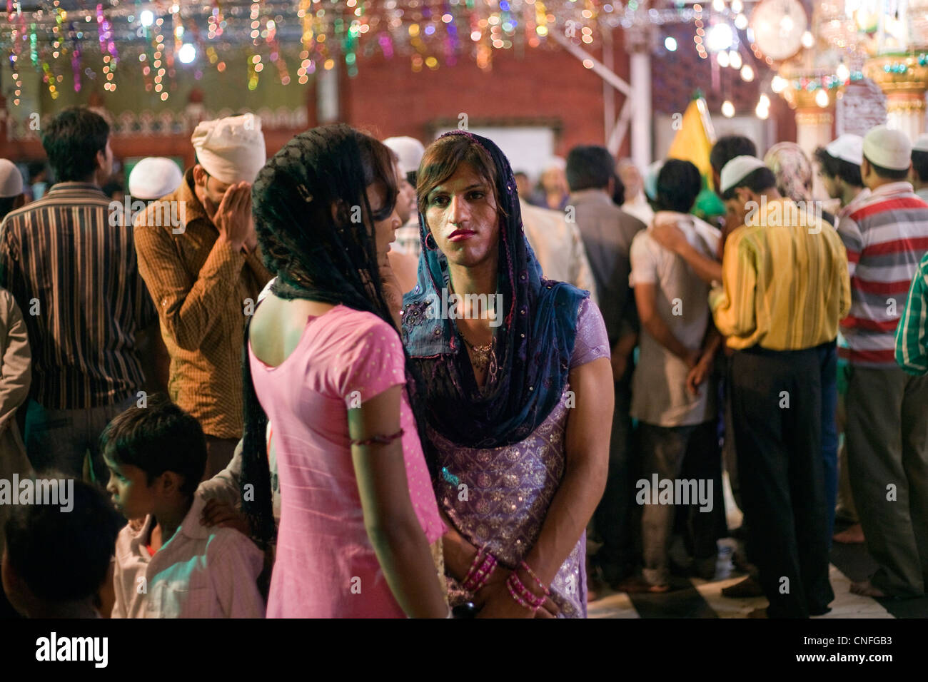 Hijras inside the shrine of saint Nizamuddin,Delhi Stock Photo - Alamy