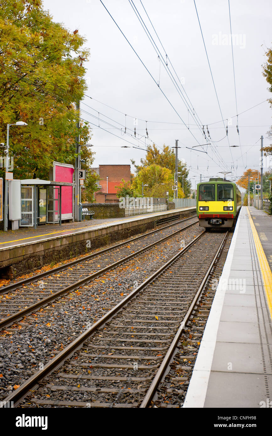 Commuter railway hi-res stock photography and images - Alamy