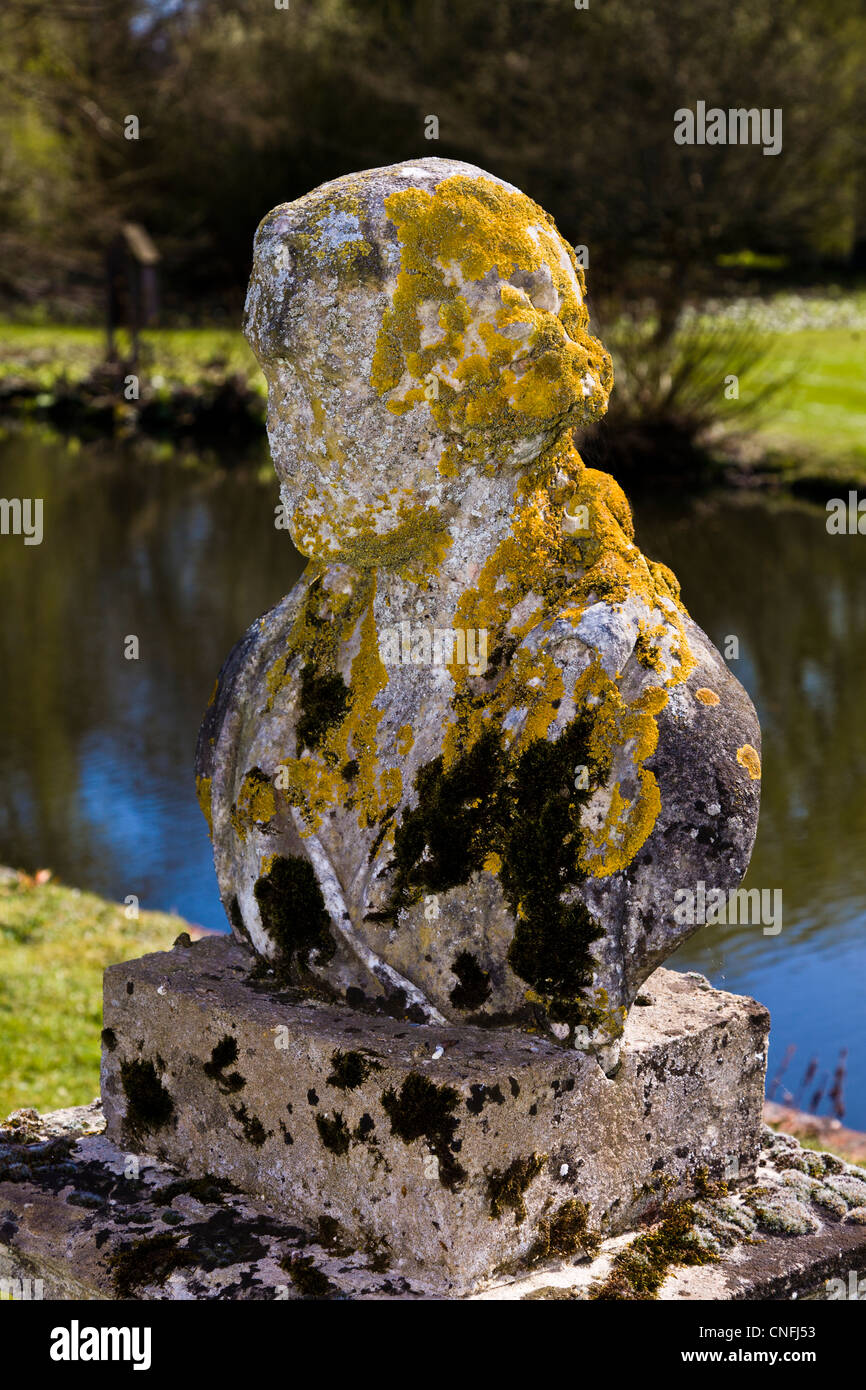Decayed sculpture hi-res stock photography and images - Alamy