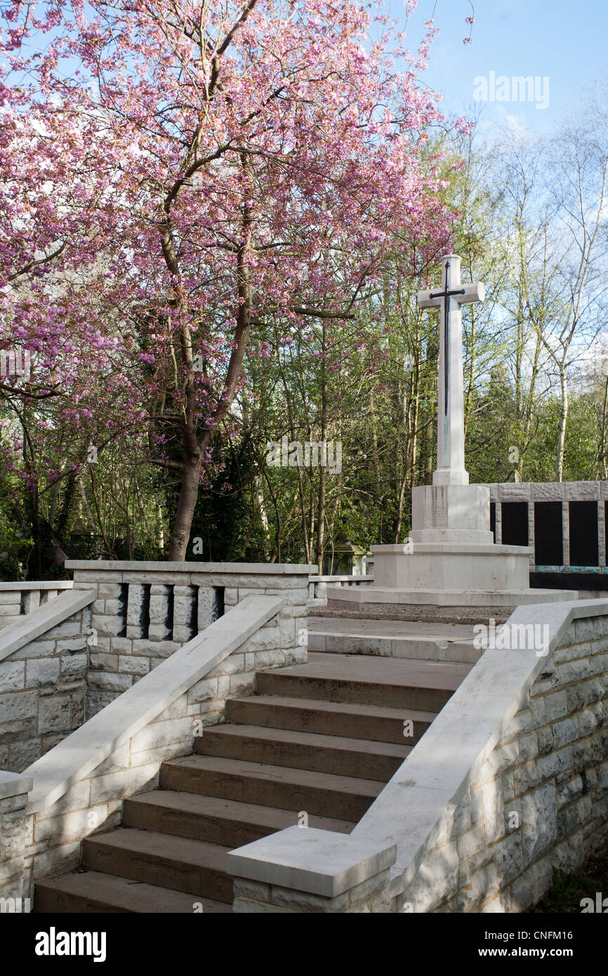 War Memorial. Abney Park Cemetery, Stoke Newington, Hackney, London ...