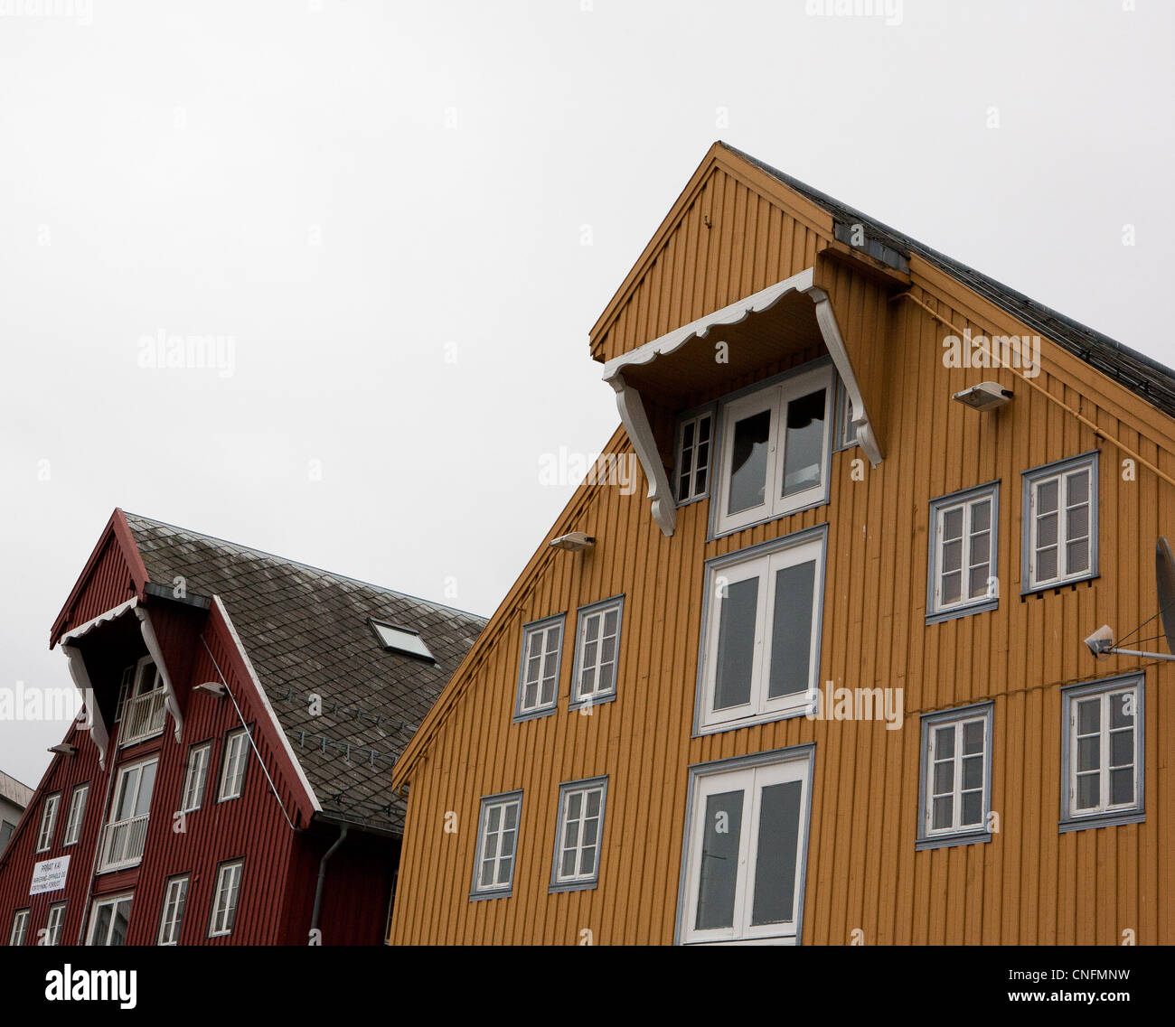 Norway scandinavian building wooden buildings hi-res stock photography ...