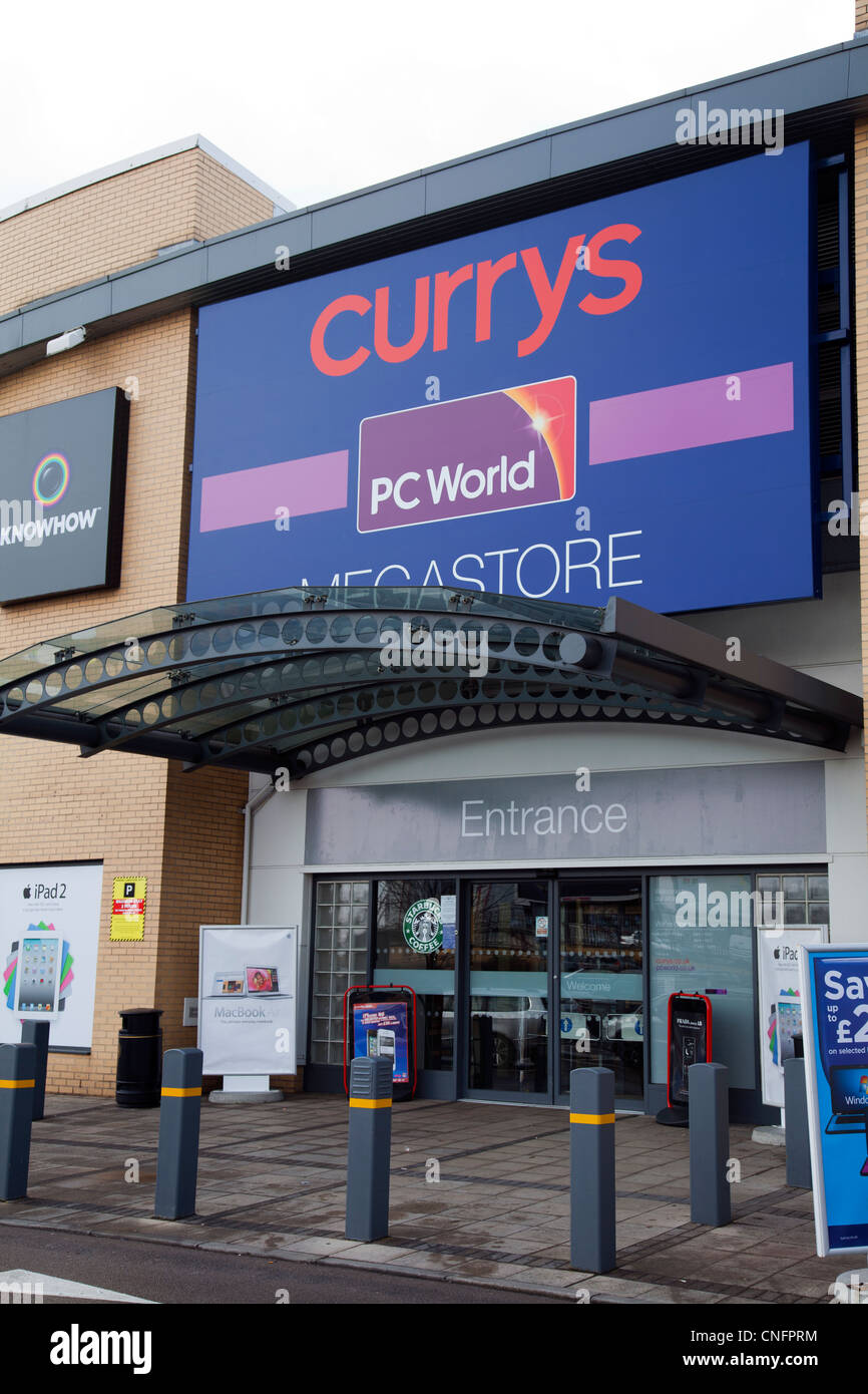 Currys pc world london hi-res stock photography and images - Alamy