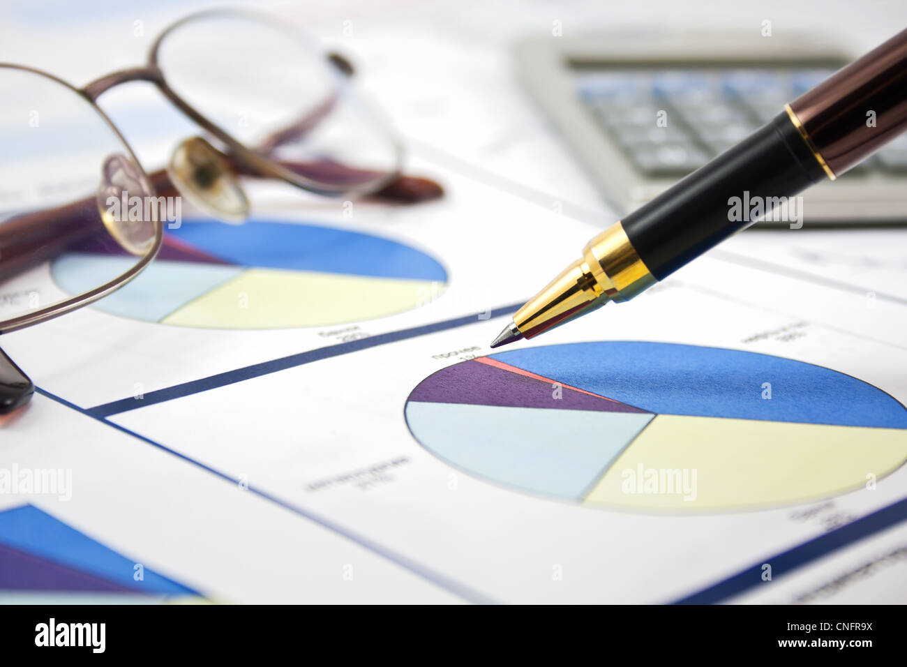 Data chart detail hi-res stock photography and images - Alamy