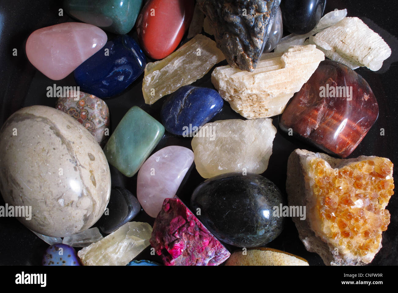 Selection of stones hi-res stock photography and images - Alamy