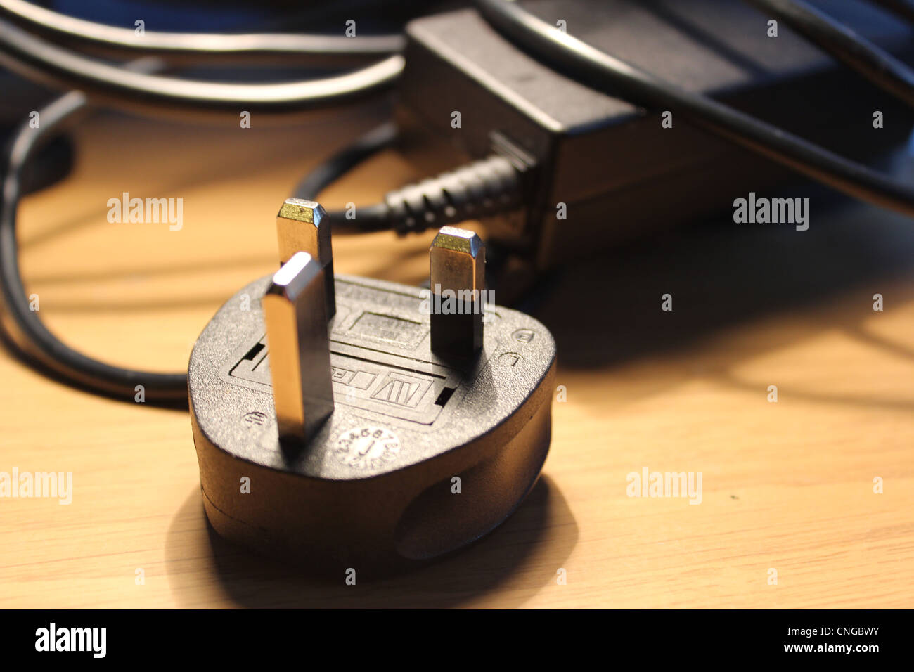 Uk plug and wire hi-res stock photography and images - Alamy