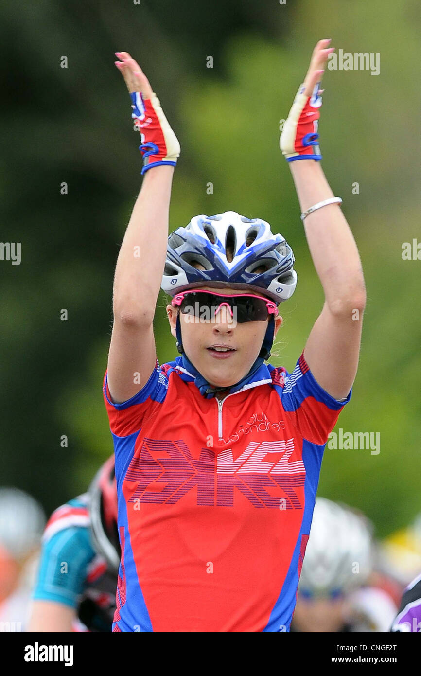 Laura Trott celebrates winning the British Cycling National Junior ...