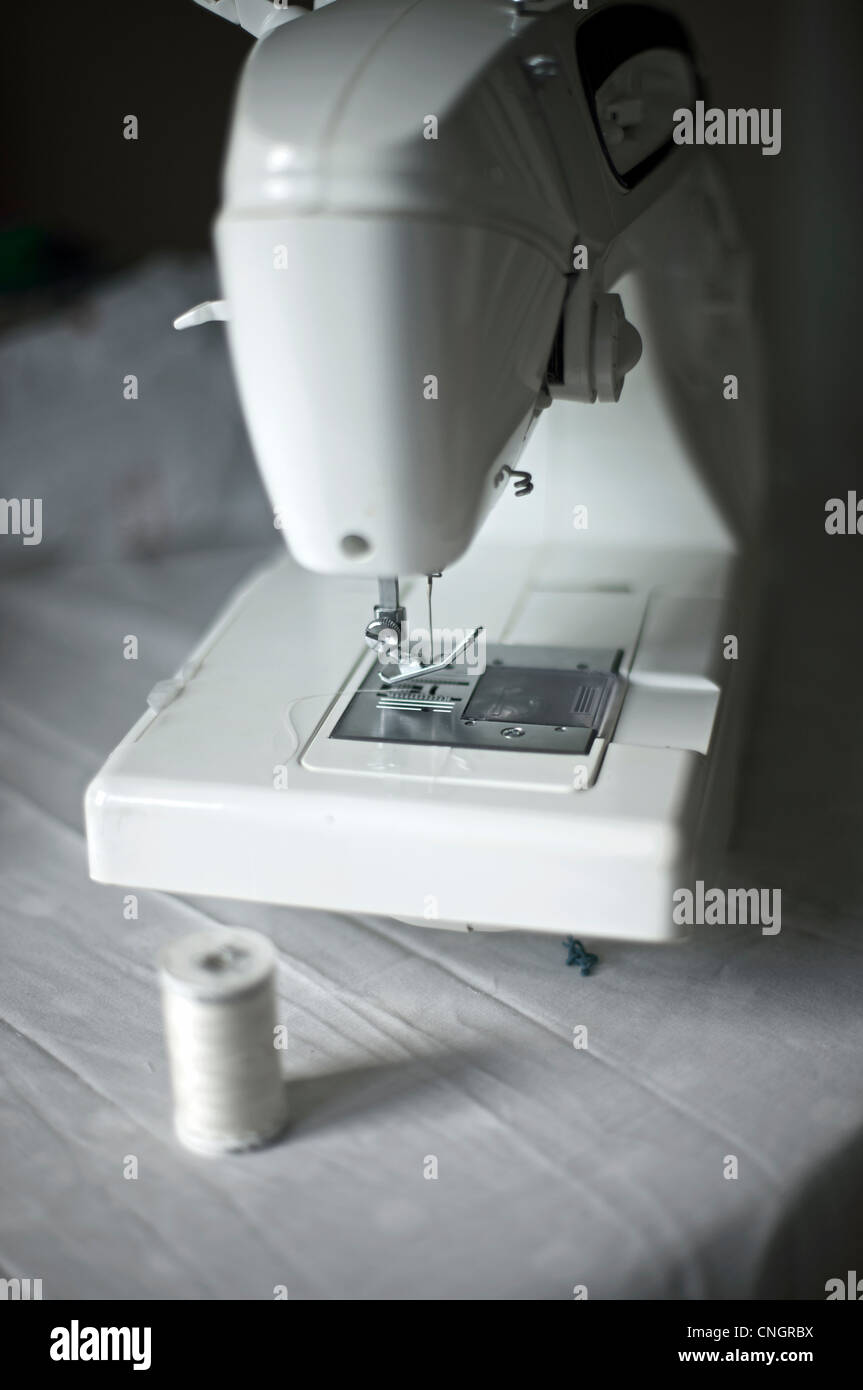 electric sewing machine Stock Photo - Alamy