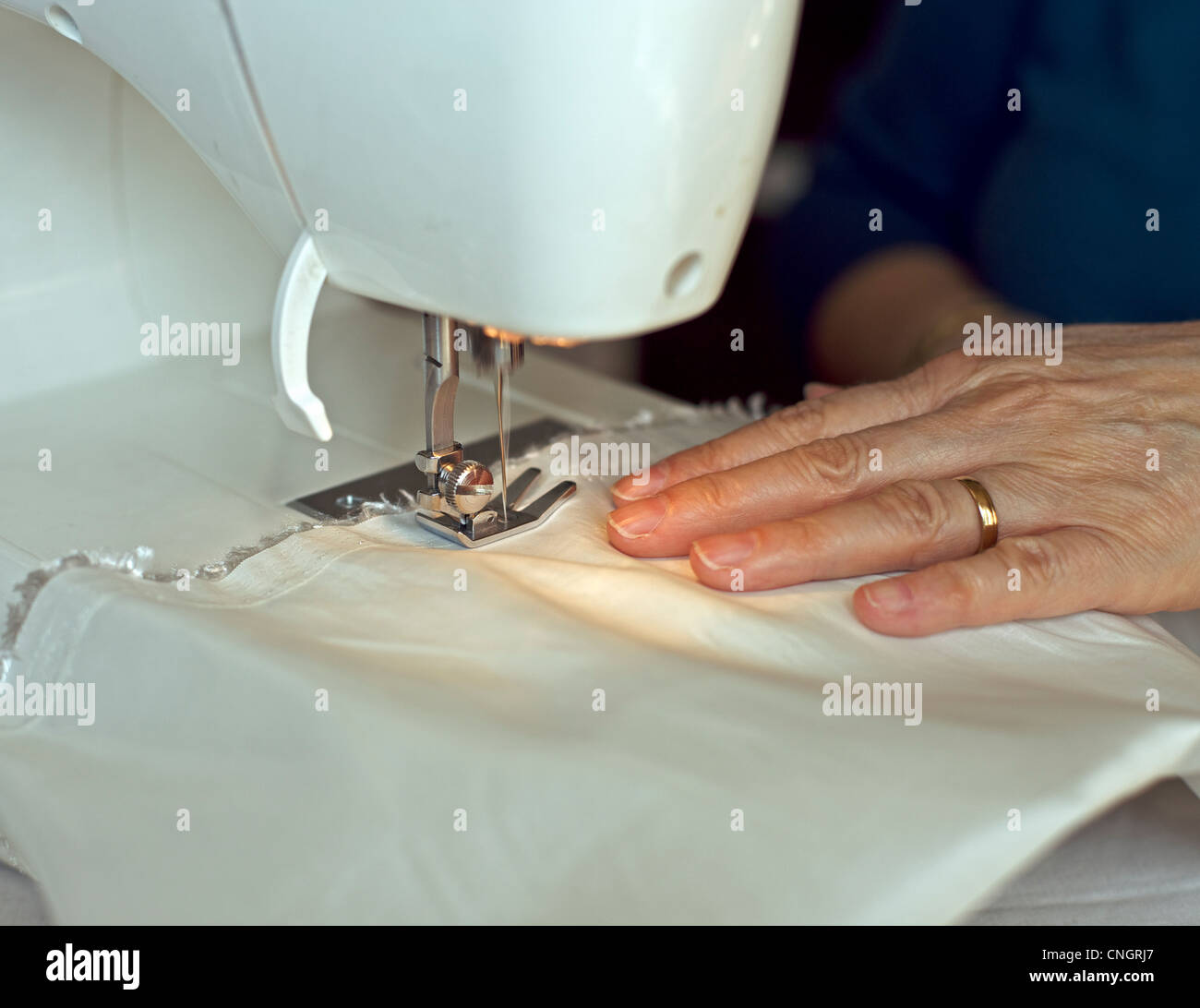 electric sewing machine Stock Photo - Alamy