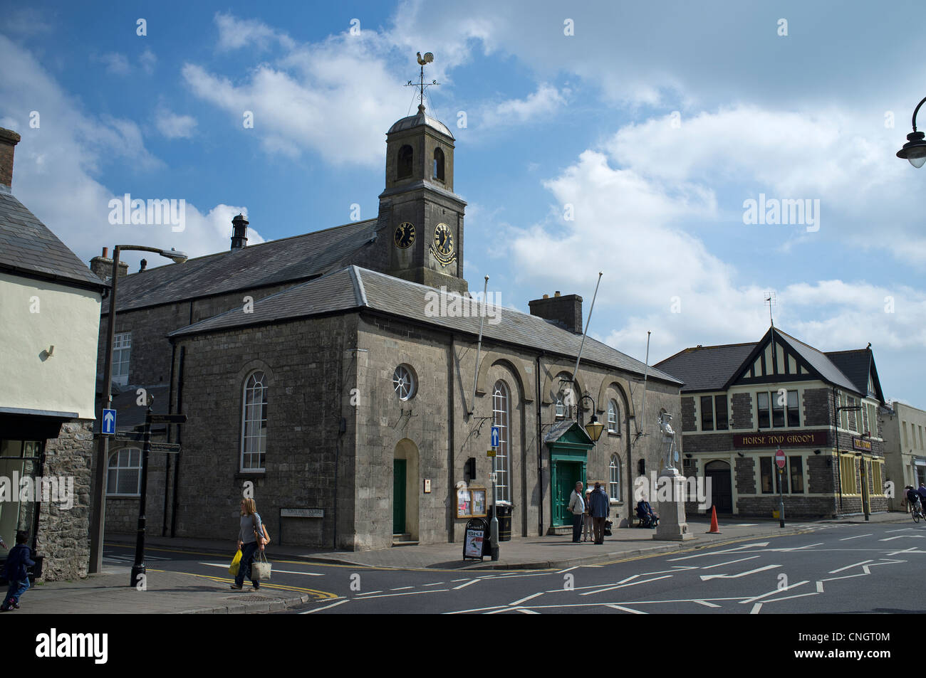 Town of cowbridge hi-res stock photography and images - Alamy