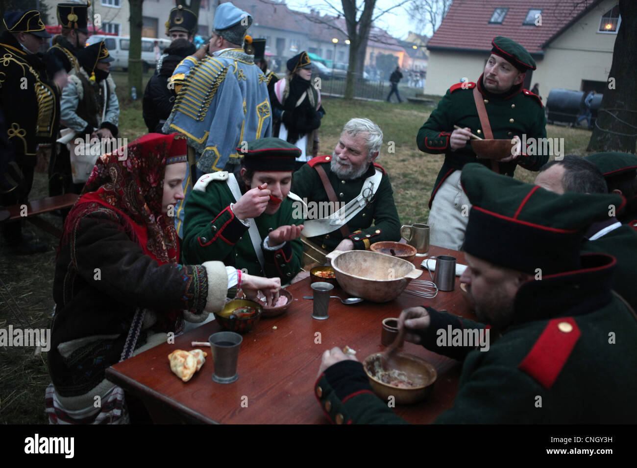 Napoleon soldiers eating hi-res stock photography and images - Alamy