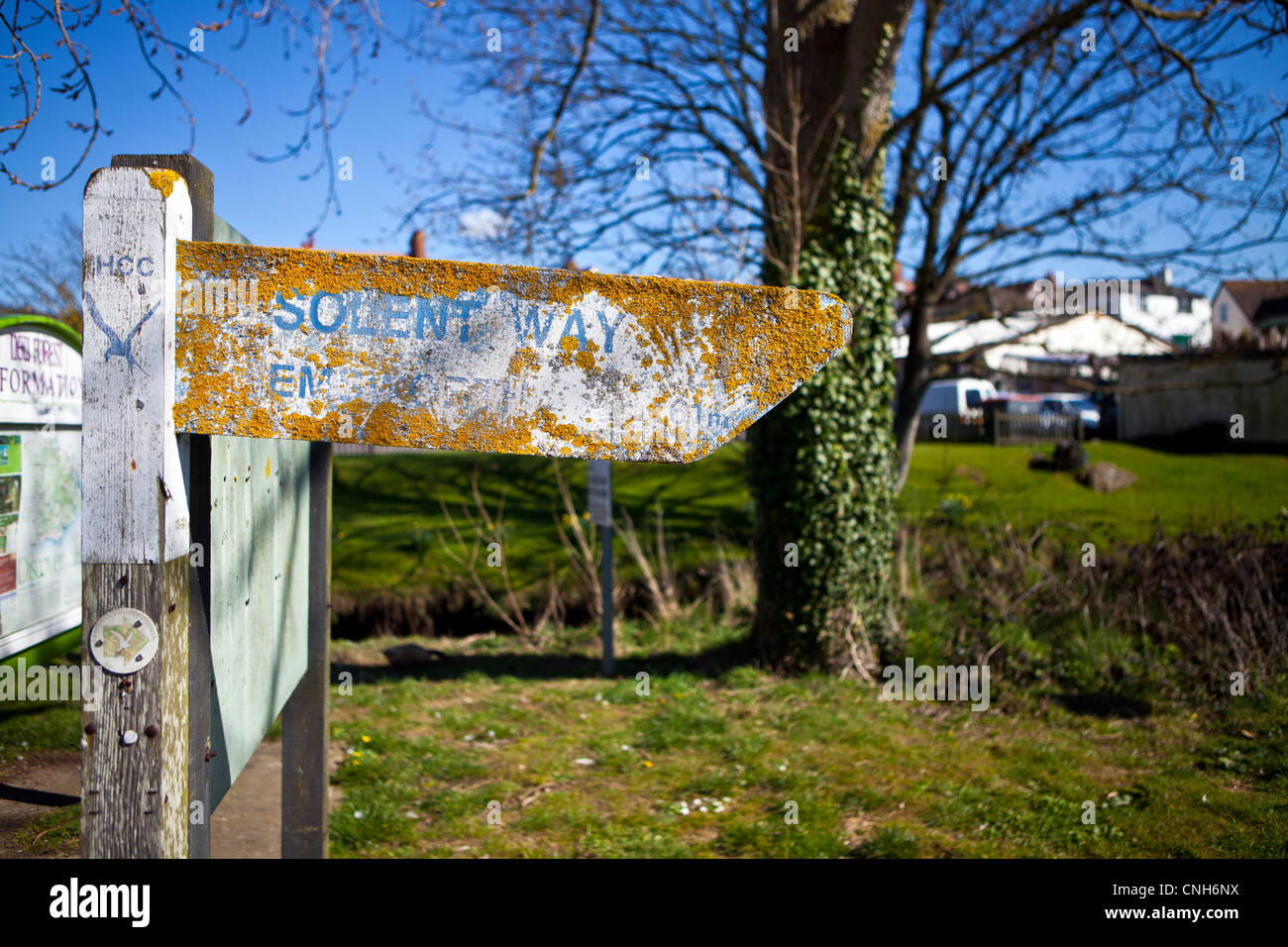 Solent way sign hi-res stock photography and images - Alamy