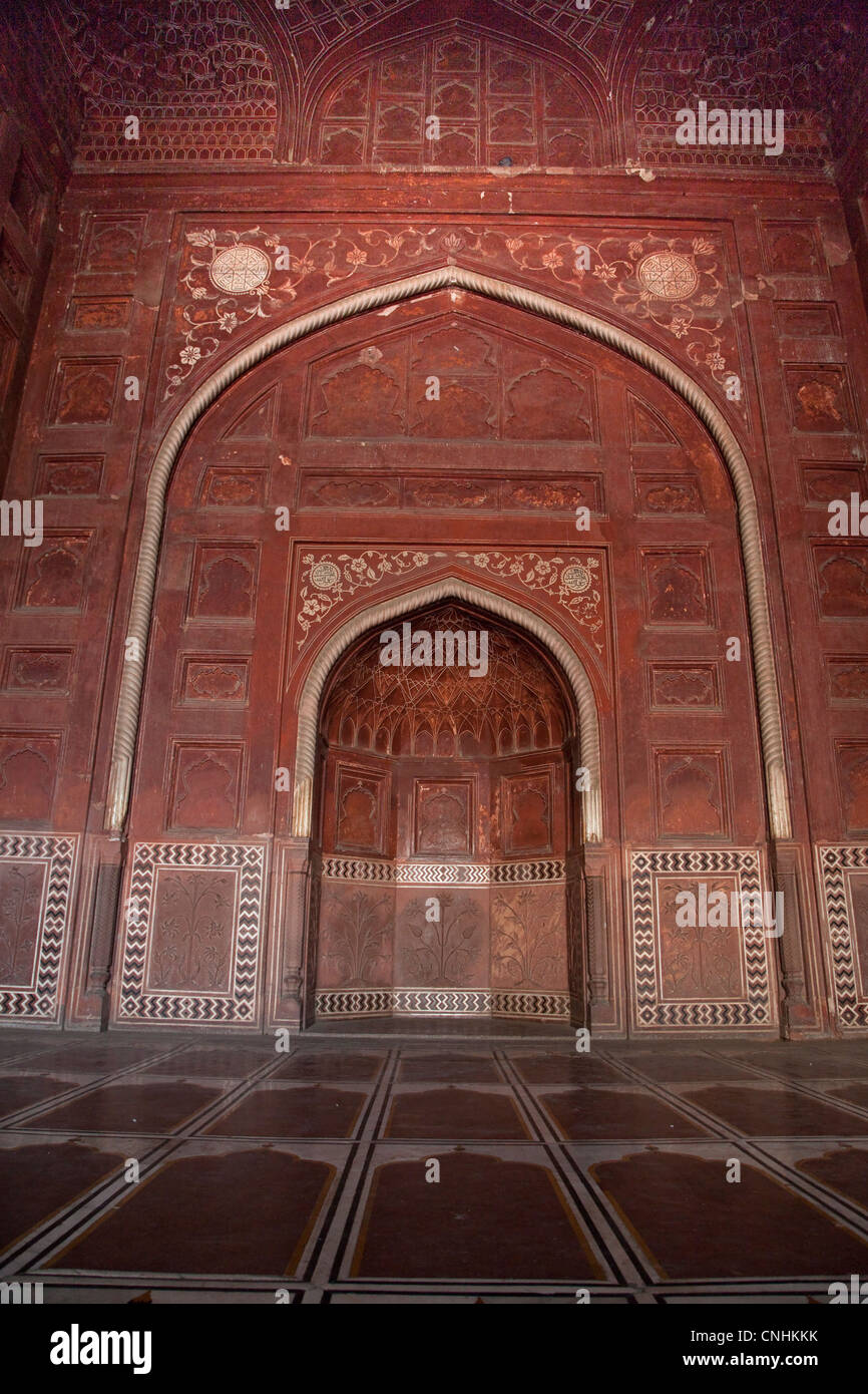 Agra, India. The Mihrab (Prayer Niche) Facing Mecca, Taj Mahal Mosque ...